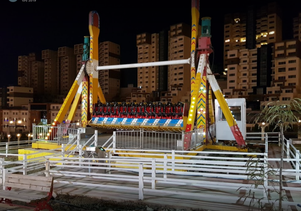 The Unique Charm of the Top Spin Ride - Qiangli Park Rides